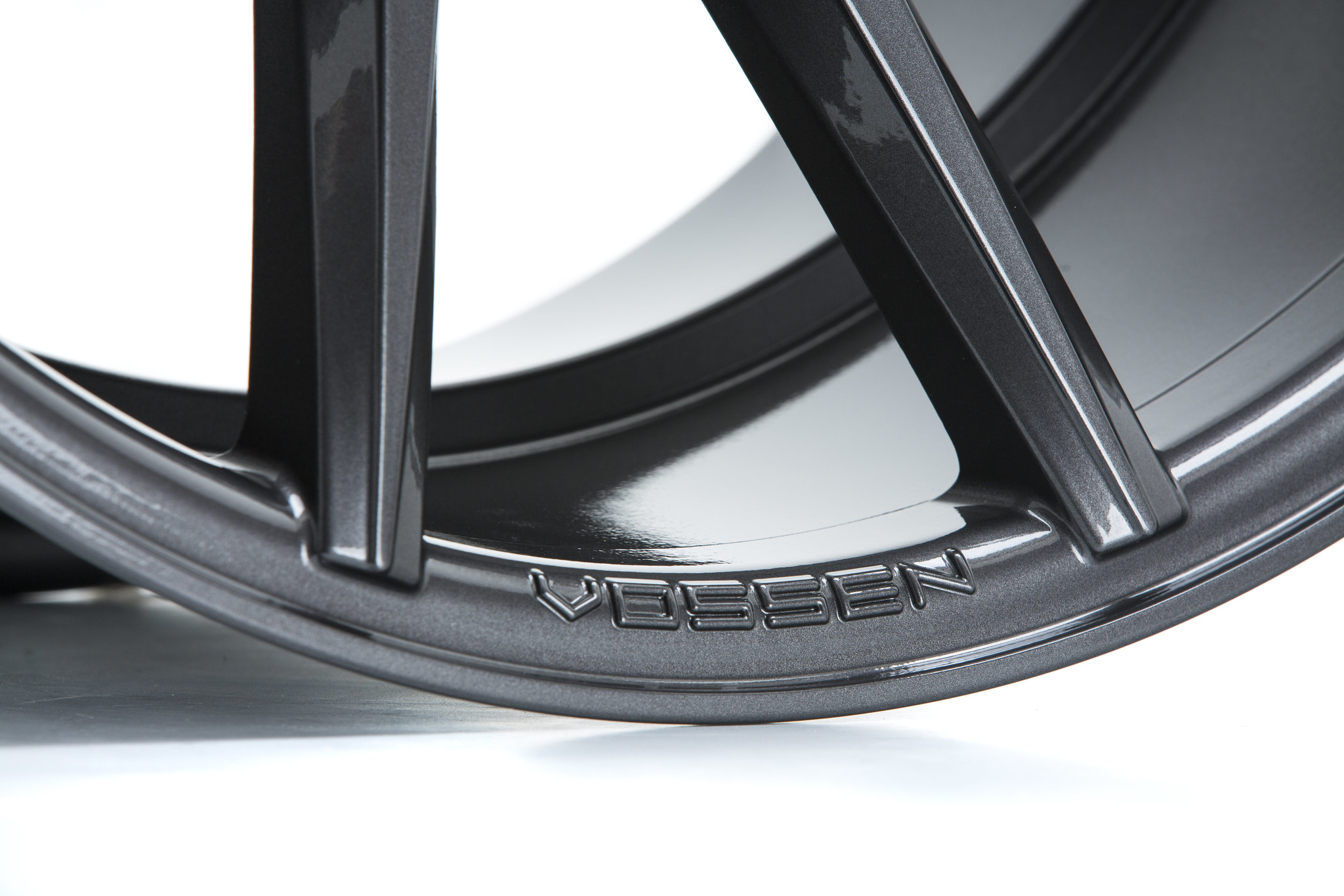 VOSSEN CVT | CVシリーズ | VOSSEN WHEELS JAPAN オフィシャルサイト | (有)モンデラジャパン